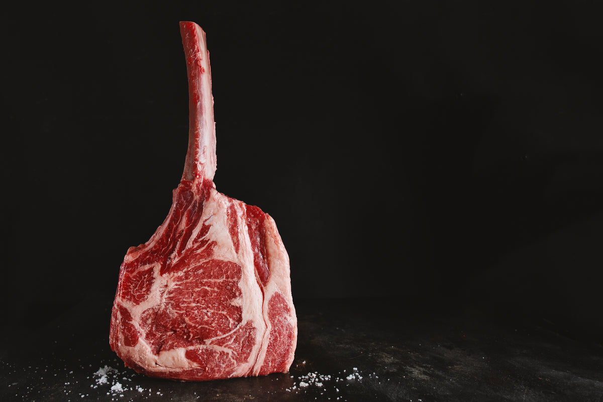 Tomahawk Black Angus Prime 1855 - Steak de Qualité Supérieure | Capone ...